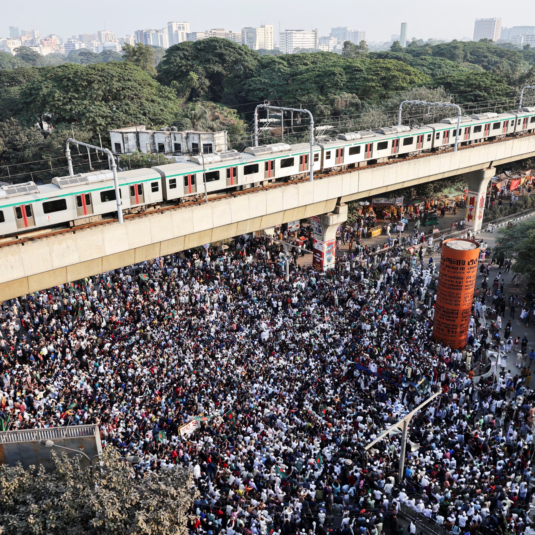 Bangladesh: Tight Security in Dhaka as Thousands Gather for Slain ...